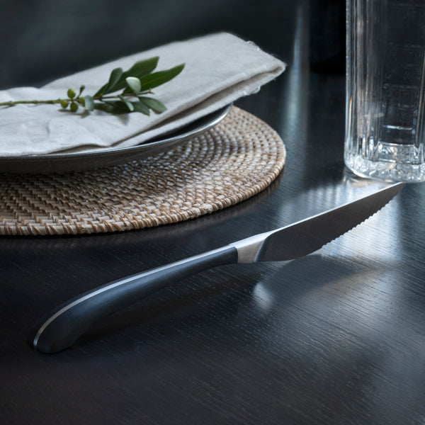 Contour Noir Satin Cutlery