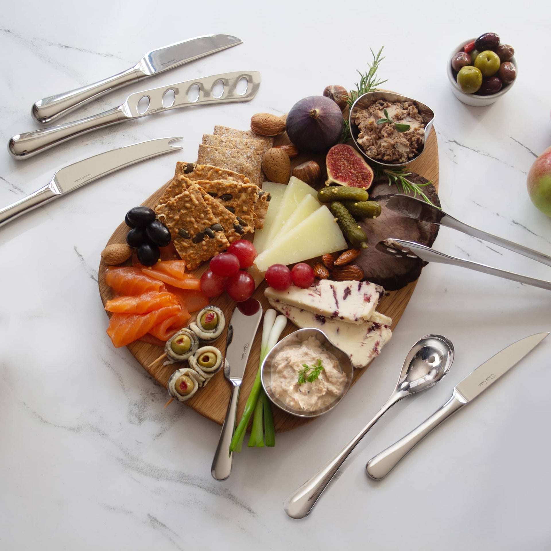 Radford Bright Smorgasbord Set | 8 Piece