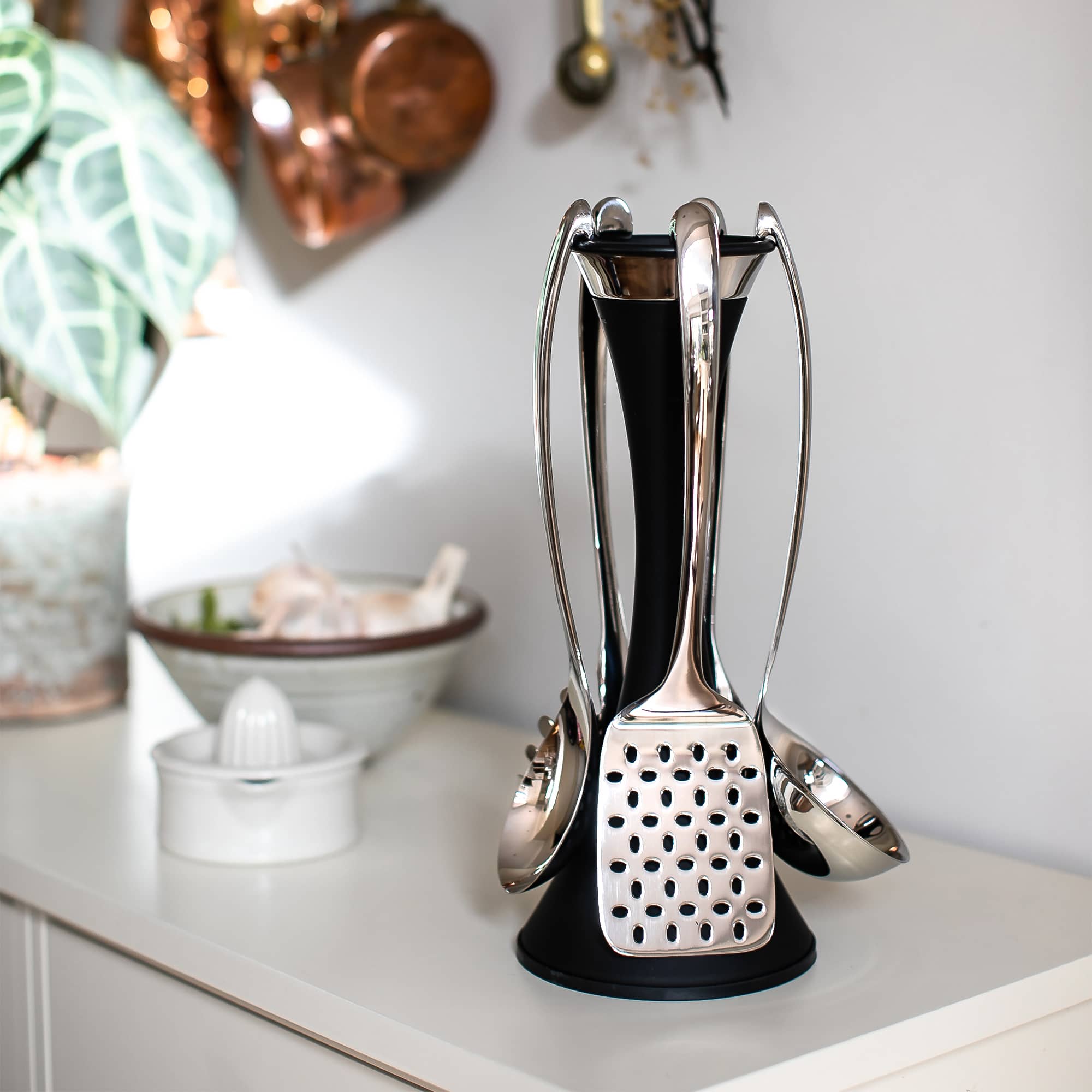Signature Utensil Stand Set with Signature Mills & Tray Set